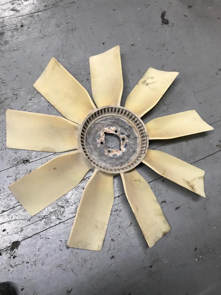 Detroit Series 60 Fan Blade | Payless Truck Parts