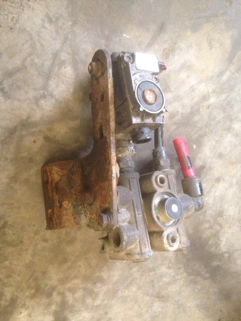 ABS | Payless Truck Parts