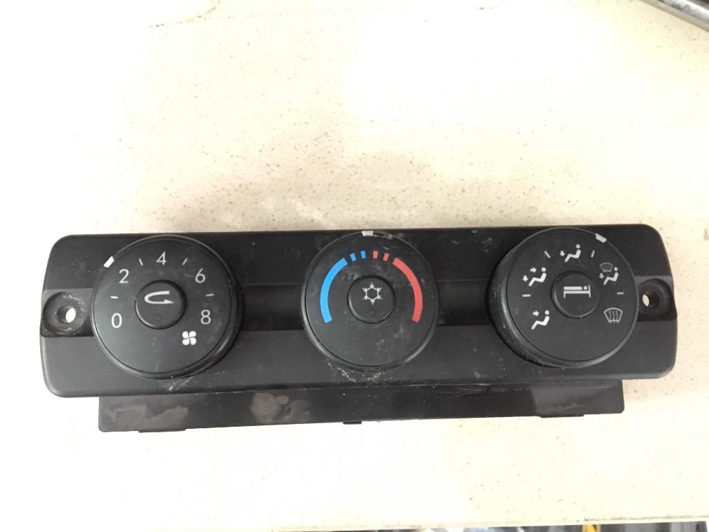 2013 Freightliner Cascadia Temperature Control | Payless Truck Parts
