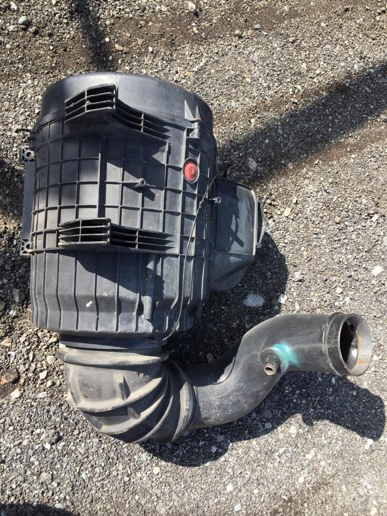 Volvo Air Cleaner | Payless Truck Parts