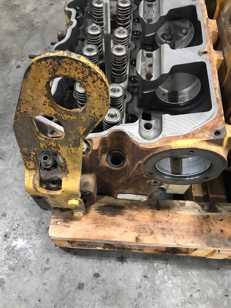 Cat C-15 Cylinder Head | Payless Truck Parts