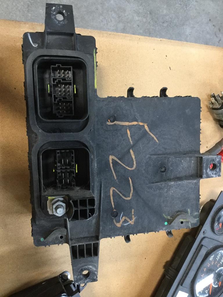 2016 Freightliner Cascadia Electronic Chassis Control Modules | Payless ...