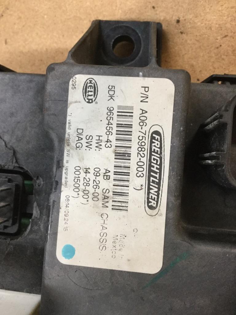 2016 Freightliner Cascadia Electronic Chassis Control Modules | Payless ...