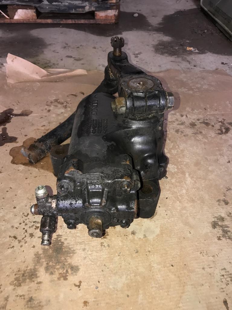 2015 Freightliner Cascadia Steering Gear / Rack | Payless Truck Parts