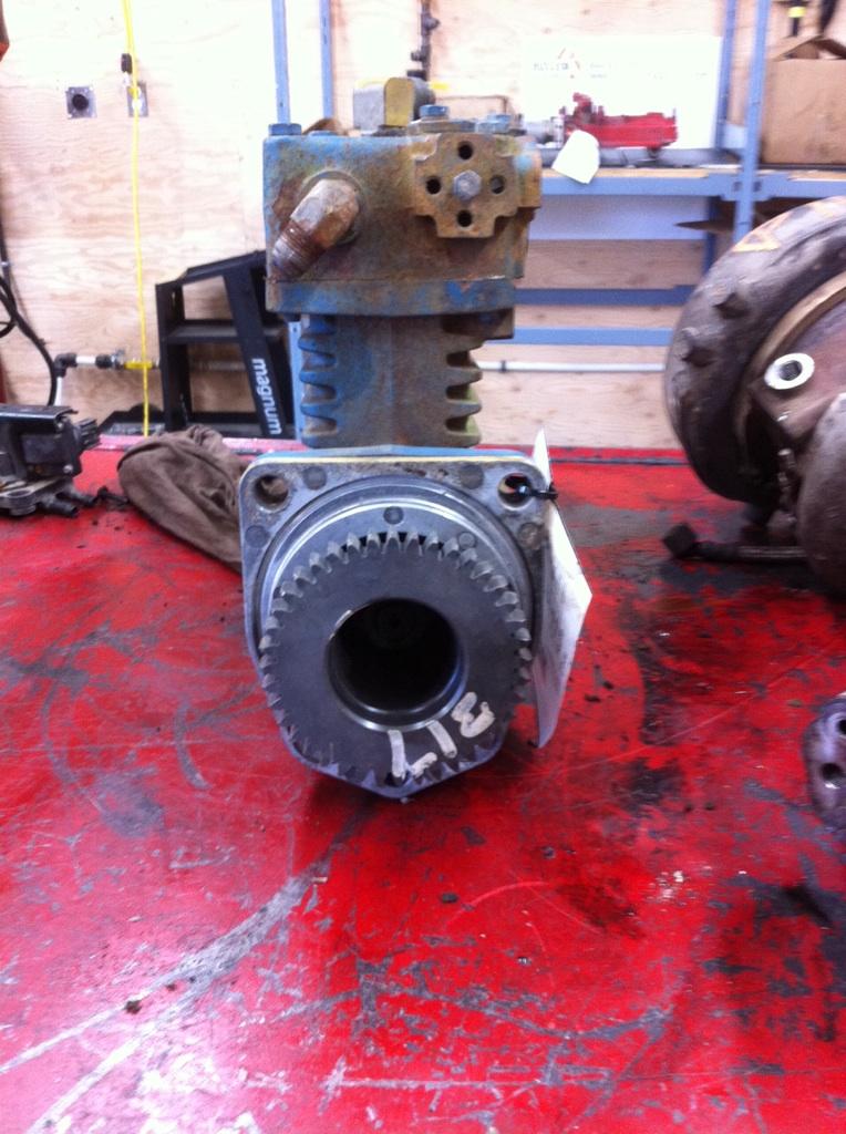 Cat 3406E Air Compressor | Payless Truck Parts