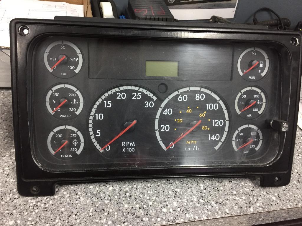 Freightliner Columbia Instrument Cluster | Payless Truck Parts