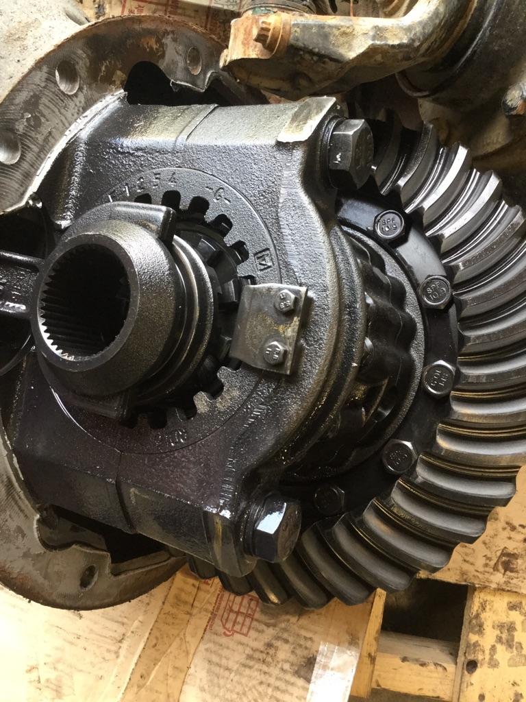 2017 Freightliner Cascadia Differential Assembly (Front, Rear ...