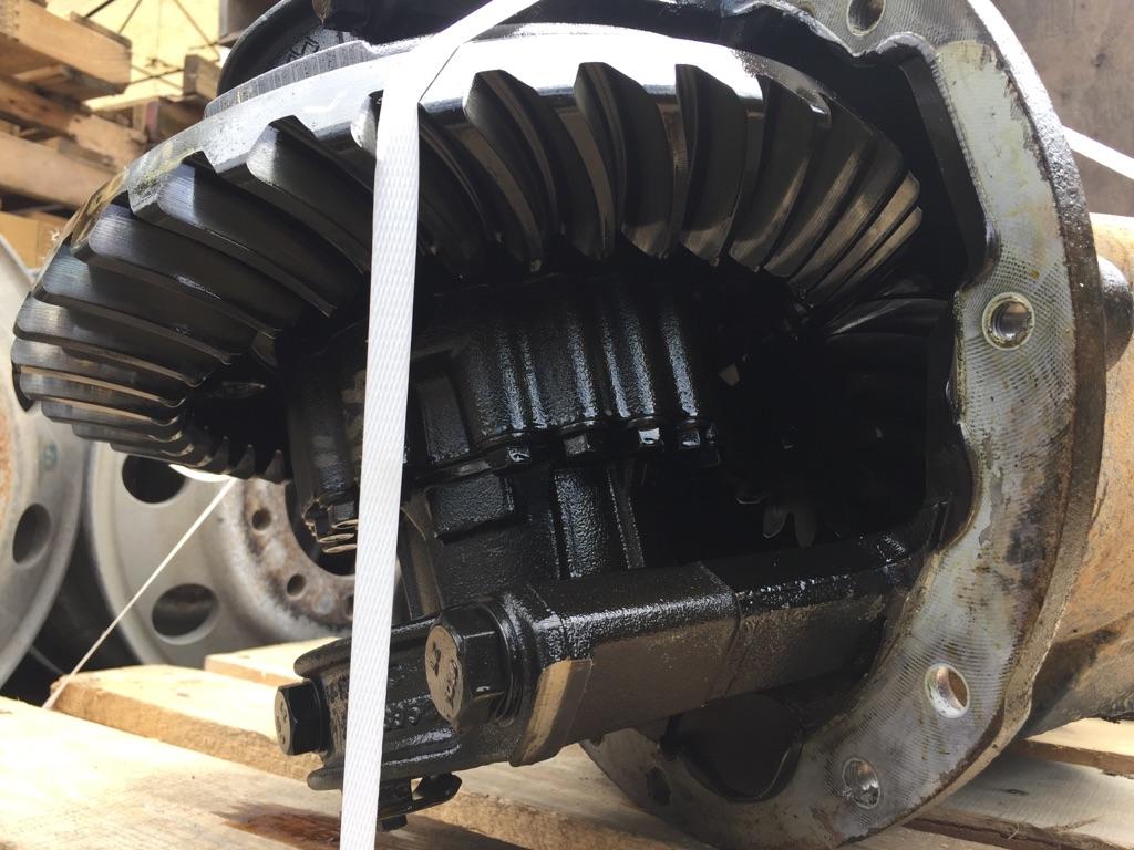 2016 Freightliner Cascadia Differential Assembly (Front, Rear ...