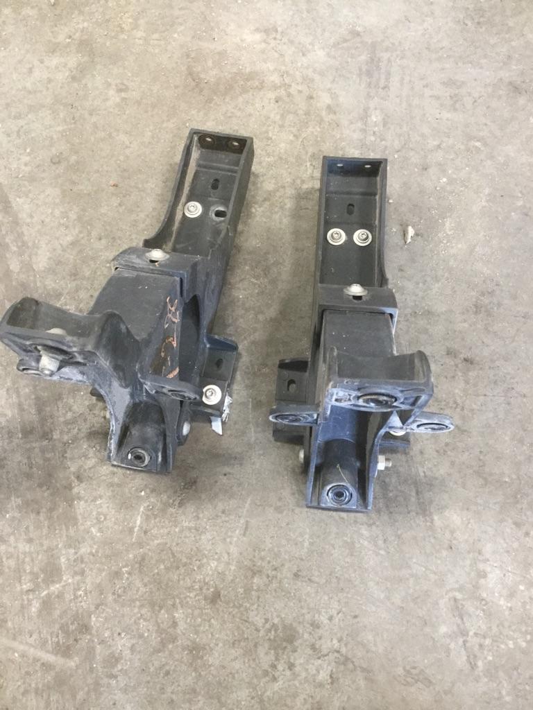2017 Freightliner Cascadia Brackets, Misc. | Payless Truck Parts