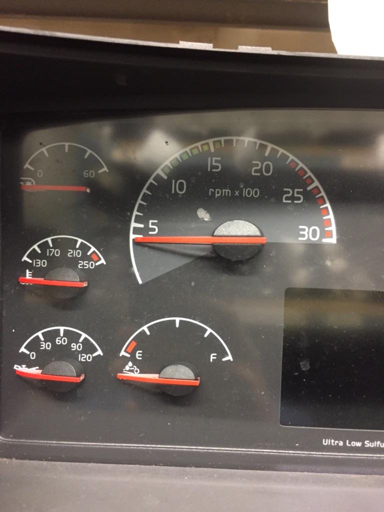 2014 Volvo Vnl Instrument Cluster | Payless Truck Parts