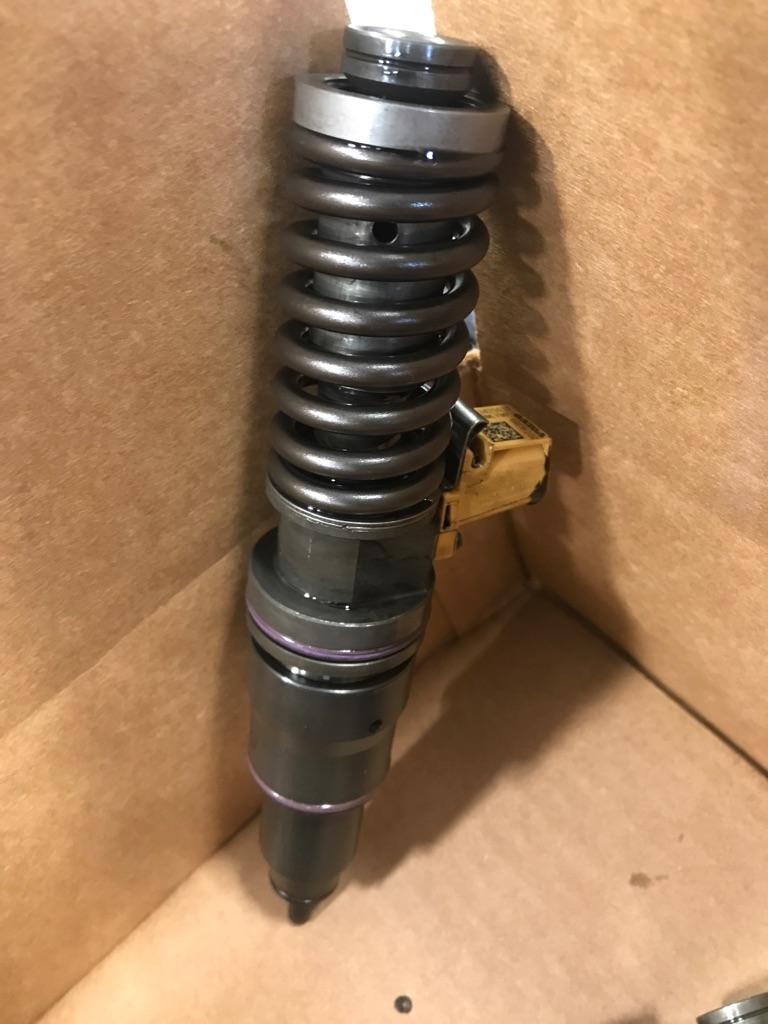 2007 Volvo D16 SCR Fuel Injector | Payless Truck Parts