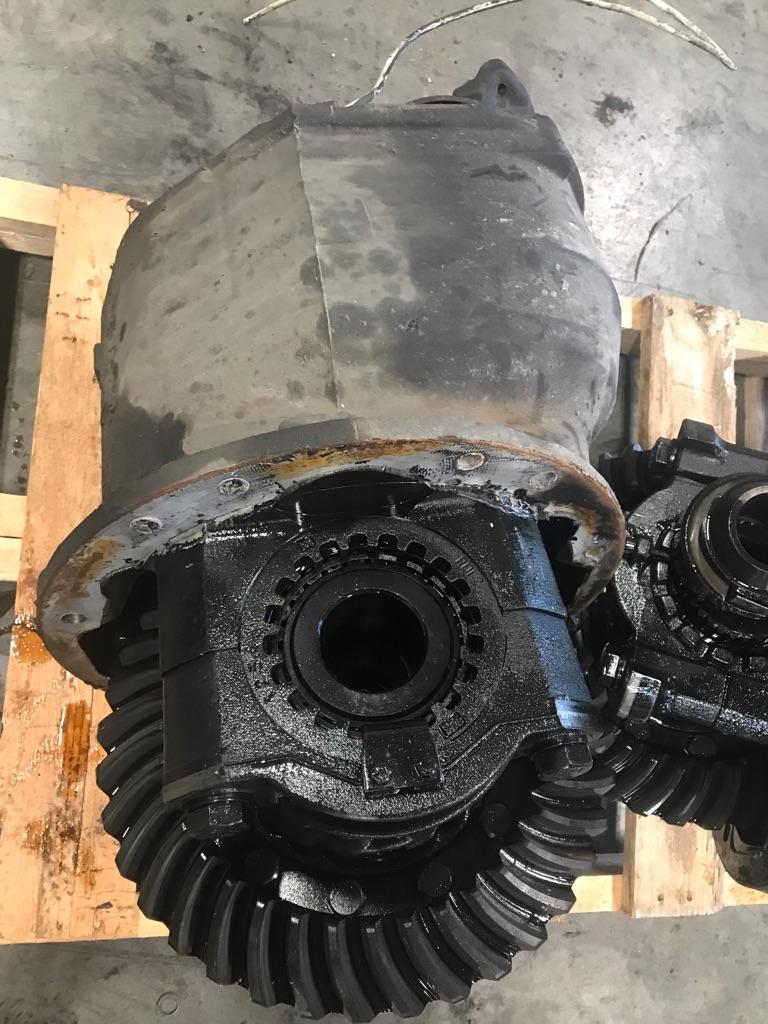 2015 Freightliner Cascadia Differential Assembly (Front, Rear ...