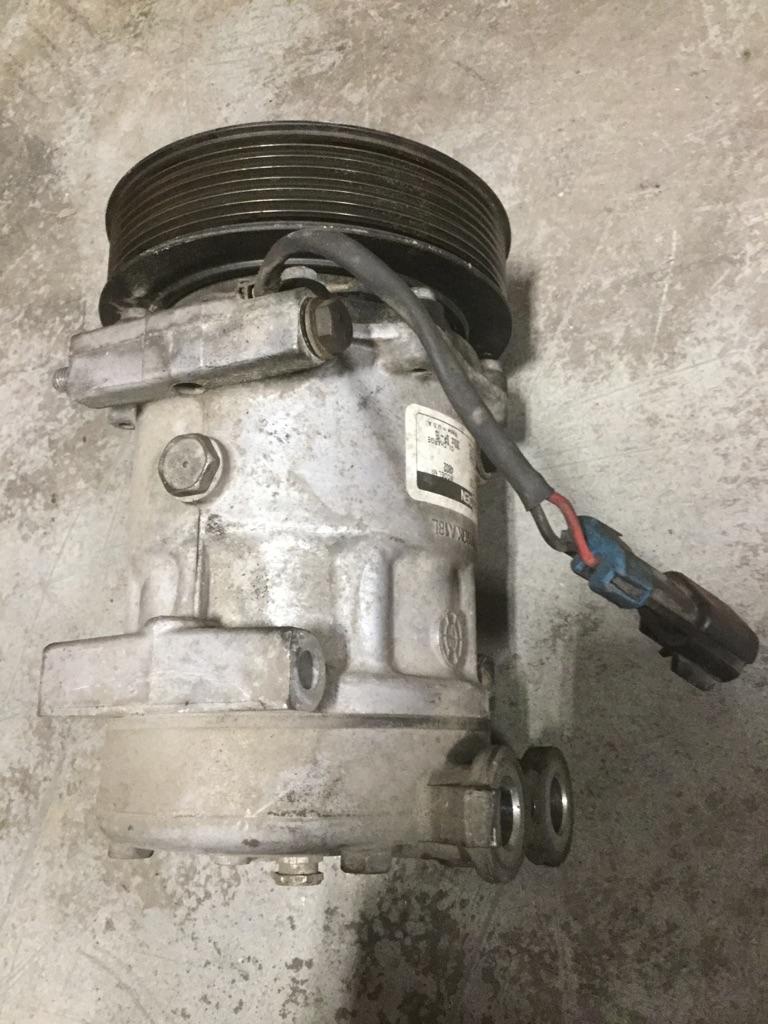 Air Conditioner Compressor | Payless Truck Parts