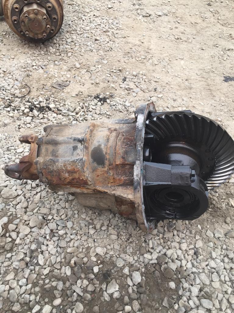 2008 Peterbilt 389 Differential Assembly (Front, Rear) | Payless Truck ...