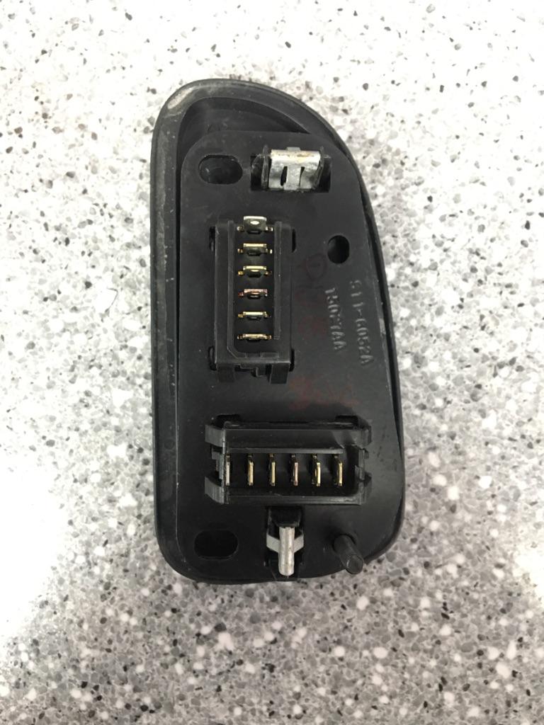 2015 Peterbilt 389 Door Electrical Switch | Payless Truck Parts