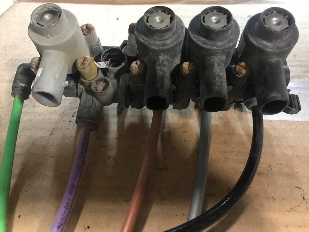 2015 Peterbilt 579 Miscellaneous Parts | Payless Truck Parts