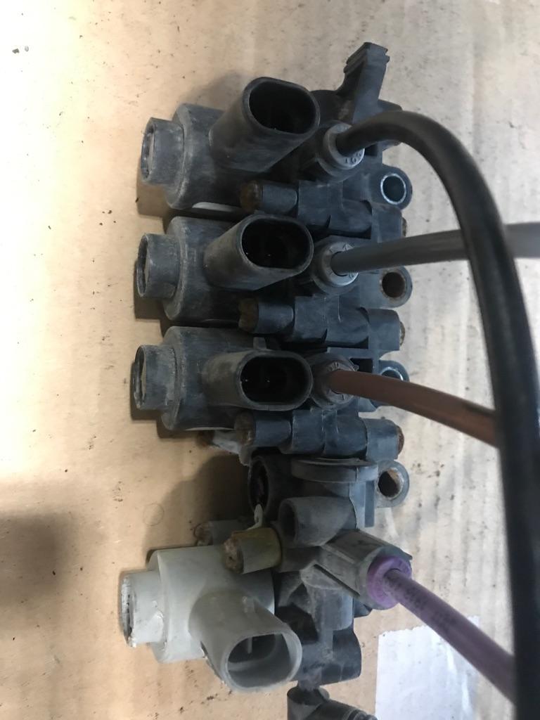 2015 Peterbilt 579 Miscellaneous Parts | Payless Truck Parts