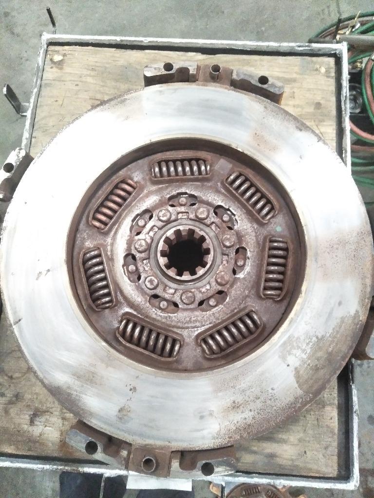 Clutch Disc | Payless Truck Parts