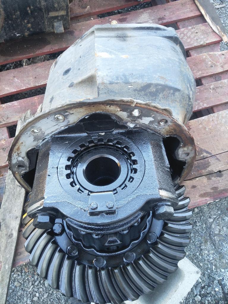 2012 Freightliner Cascadia Differential Assembly (Front, Rear ...
