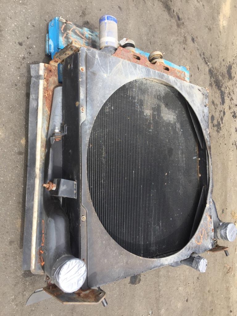 2005 Peterbilt 379 Radiator | Payless Truck Parts