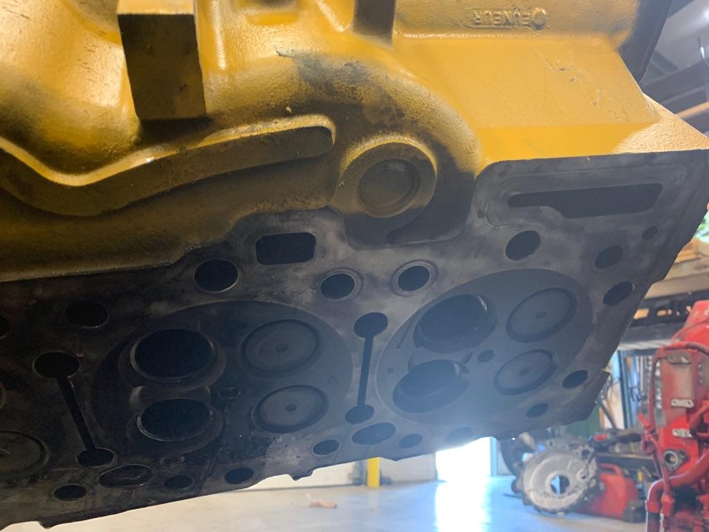Cat C-15 Cylinder Head | Payless Truck Parts