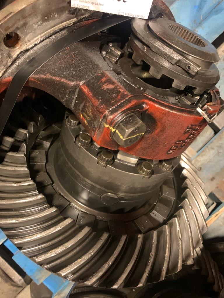 Eaton RS404 Differential Assembly (Rear, Rear) | Payless Truck Parts