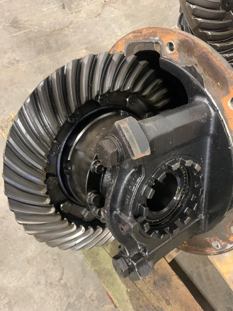 2007 Volvo Vnl Differential Assembly (Rear, Rear) | Payless Truck Parts
