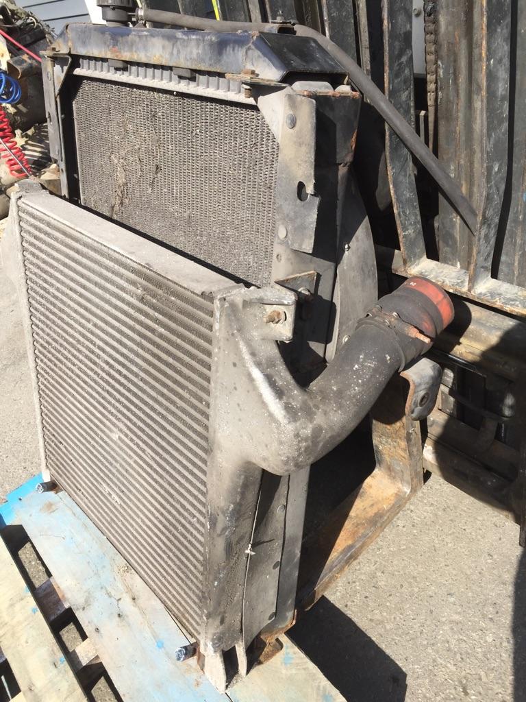 2002 GMC T7500 Radiator | Payless Truck Parts