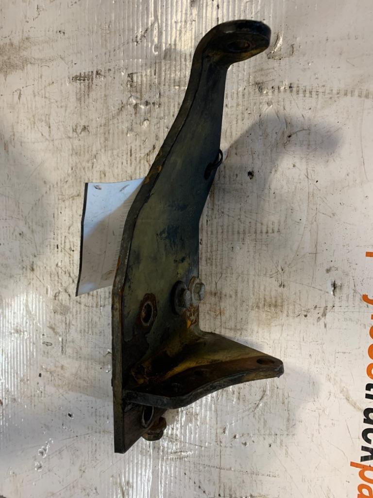 Cat Brackets, Misc. | Payless Truck Parts