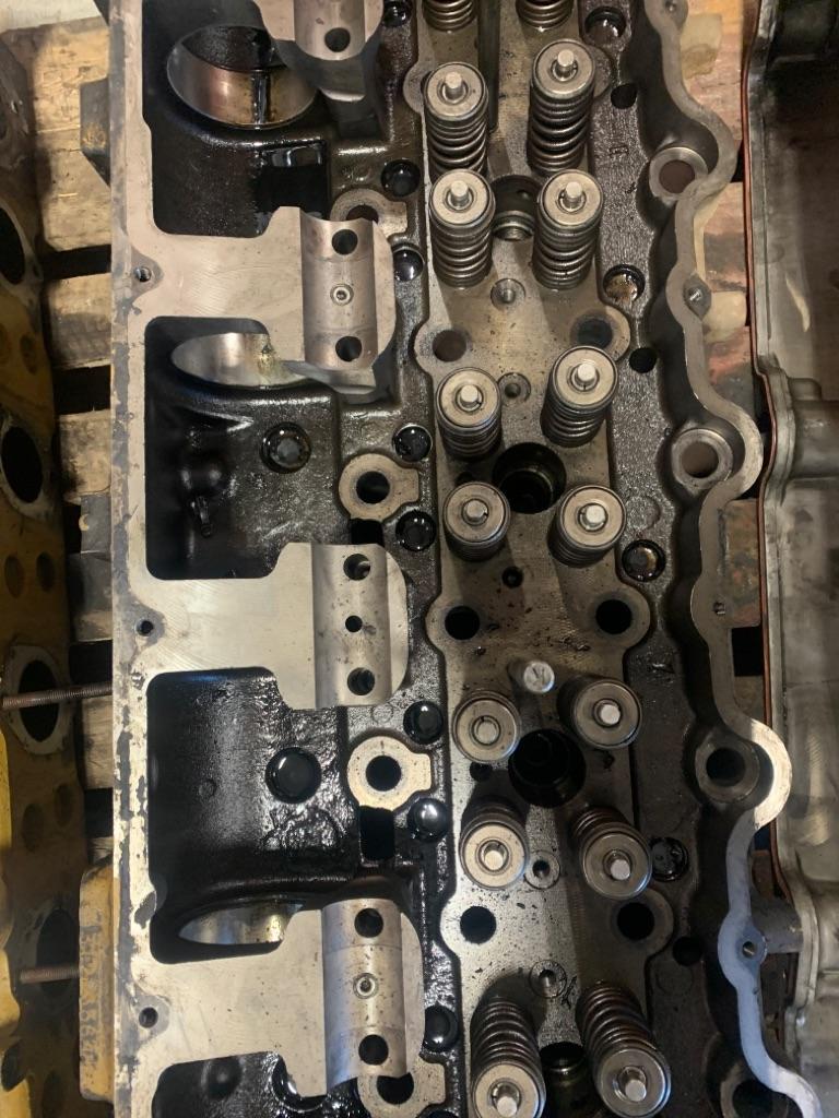 Cat C-15 Cylinder Head | Payless Truck Parts