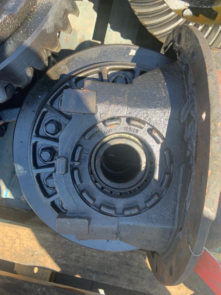 Eaton DS404 Differential Assembly (Front, Rear) | Payless Truck Parts