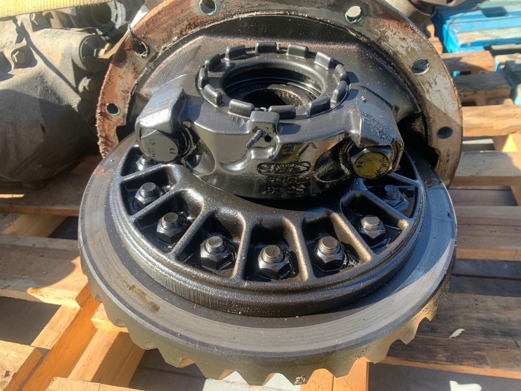 Eaton DS404 Differential Assembly (Front, Rear) | Payless Truck Parts