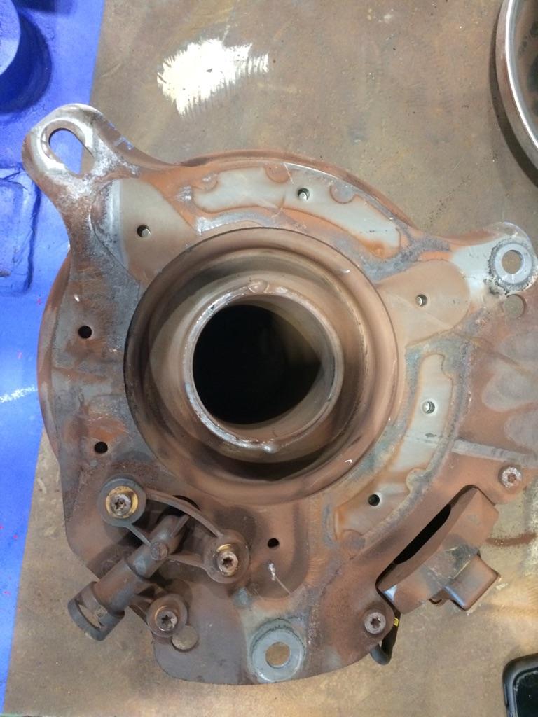 Volvo Transmission Assembly | Payless Truck Parts