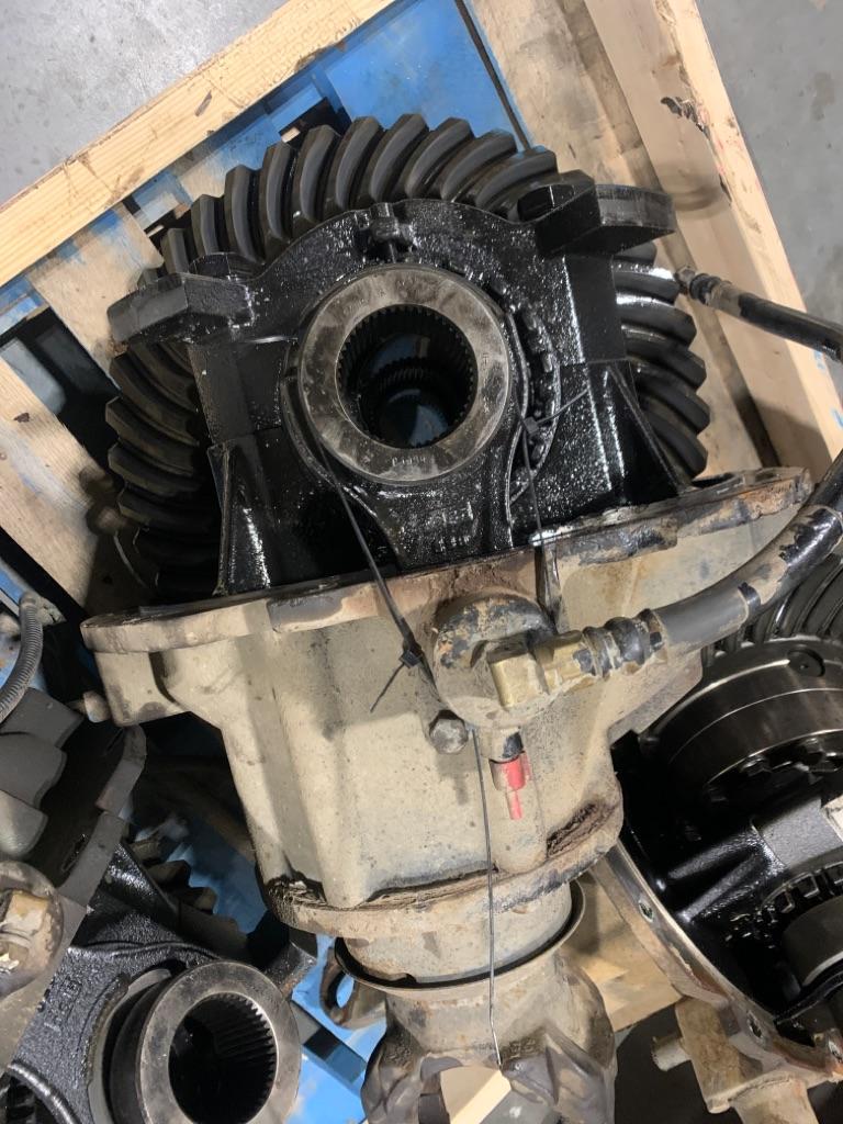 2014 Peterbilt 367 Differential Assembly (Rear, Rear) | Payless Truck Parts