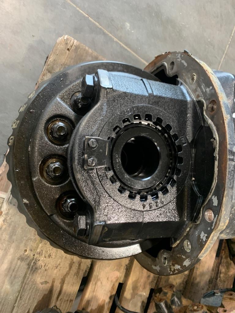 2016 Freightliner Cascadia Differential Assembly (Front, Rear ...