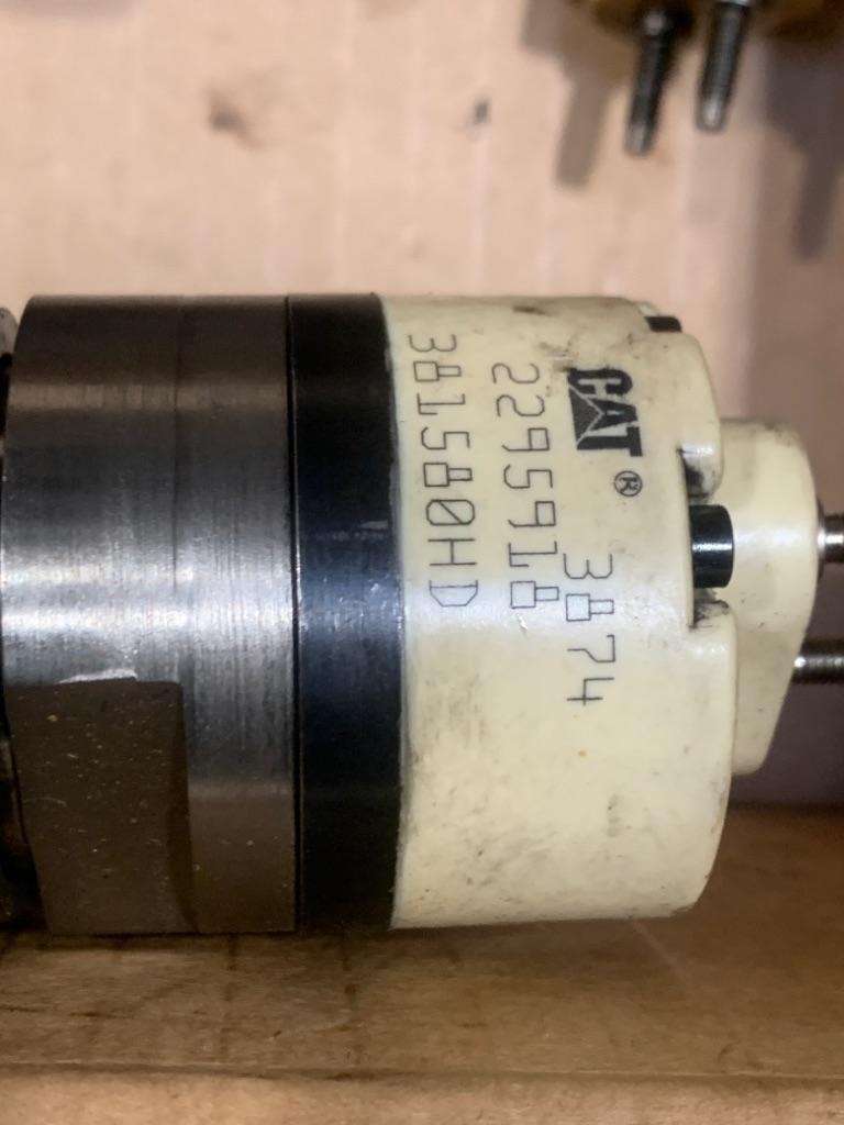 Cat C-12 Fuel Injector | Payless Truck Parts