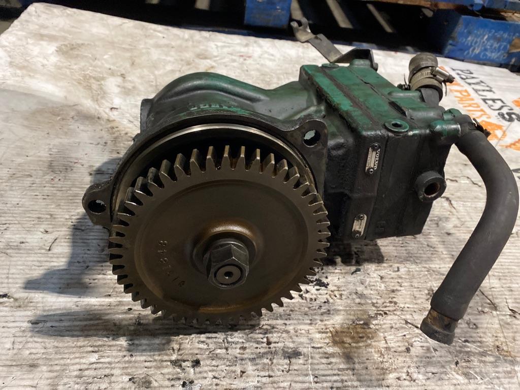 Volvo D13 SCR Air Compressor | Payless Truck Parts