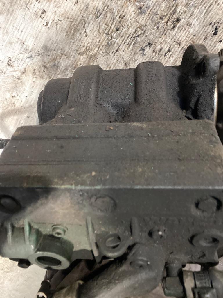 Volvo D13 SCR Air Compressor | Payless Truck Parts