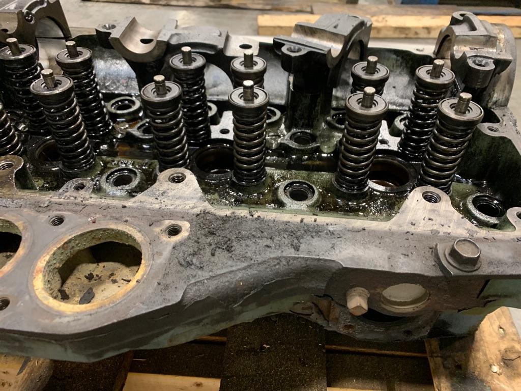 Detroit Series 60 12.7 DDEC IV Cylinder Head | Payless Truck Parts