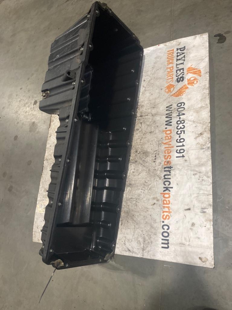 2018 Detroit DD15 Oil Pan | Payless Truck Parts