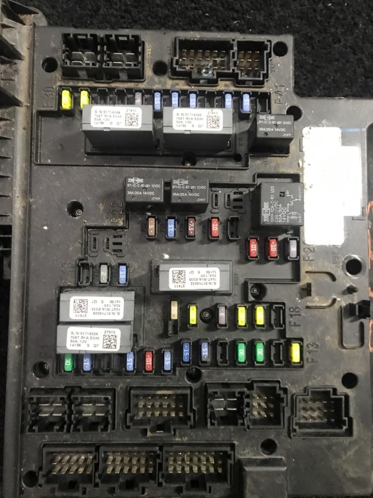 2015 Freightliner Cascadia Electronic Chassis Control Modules | Payless ...