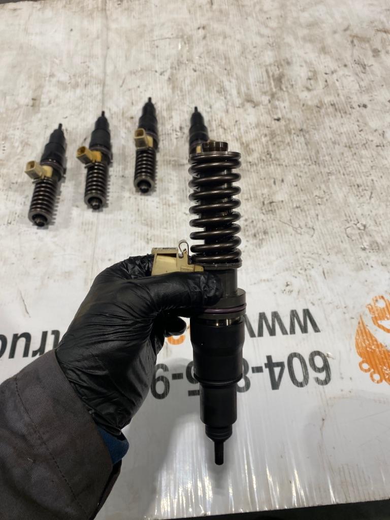 2013 Volvo D13 SCR Fuel Injector | Payless Truck Parts