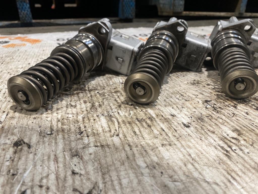 2007 Mack MP8 Fuel Injector | Payless Truck Parts