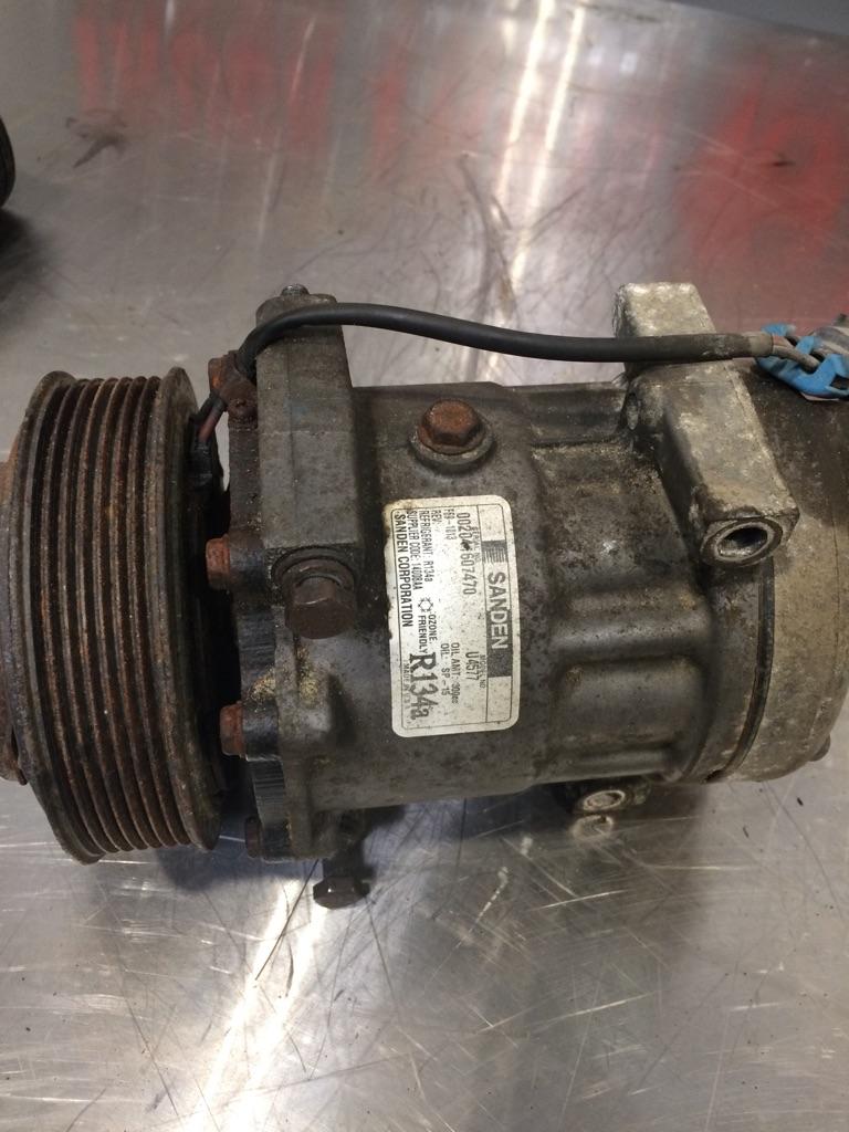 2012 Paccar MX 13 Air Conditioner Compressor | Payless Truck Parts