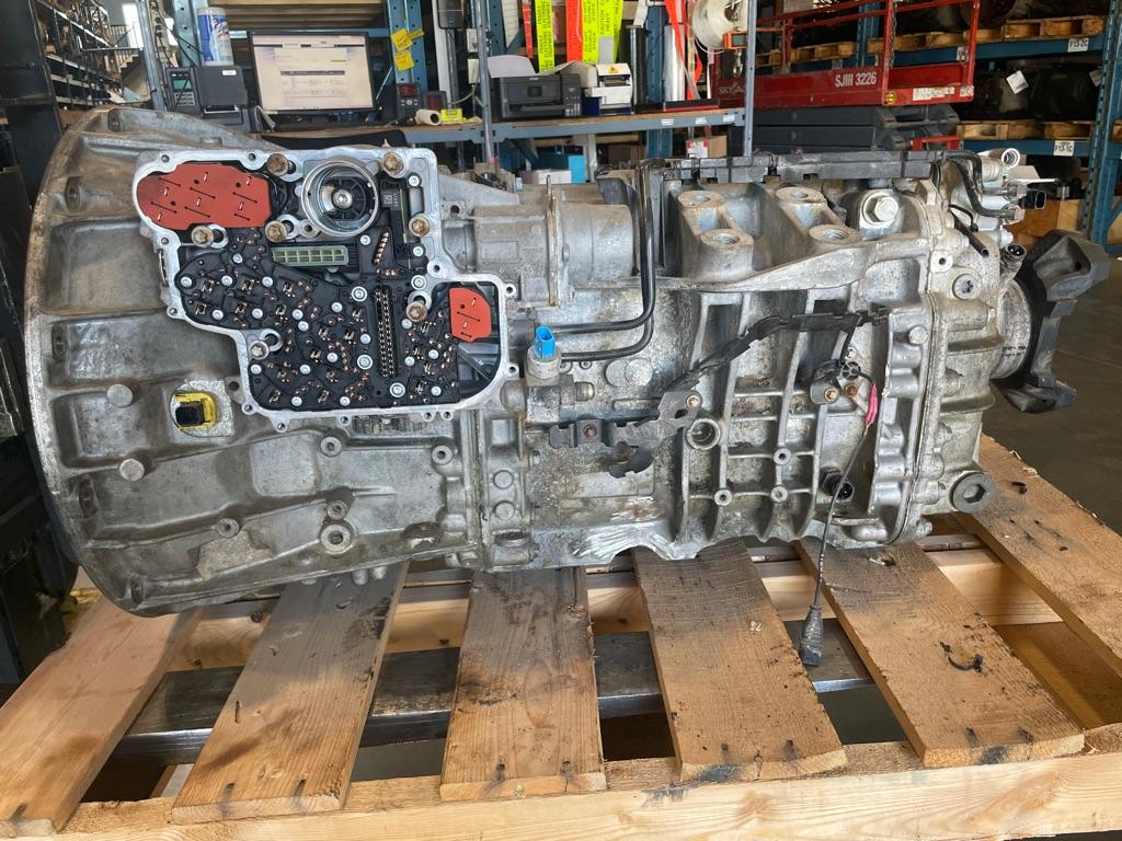 2019 Freightliner Cascadia Transmission Assembly | Payless Truck Parts