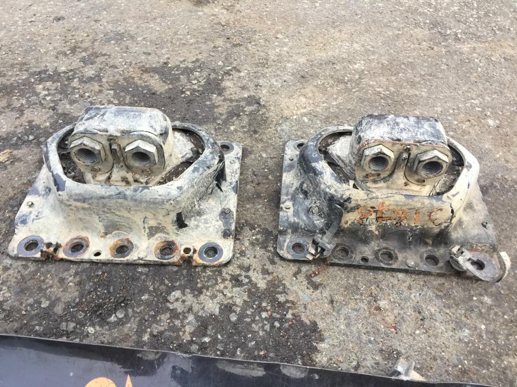 2020 Mack Anthem Engine Mounts | Payless Truck Parts