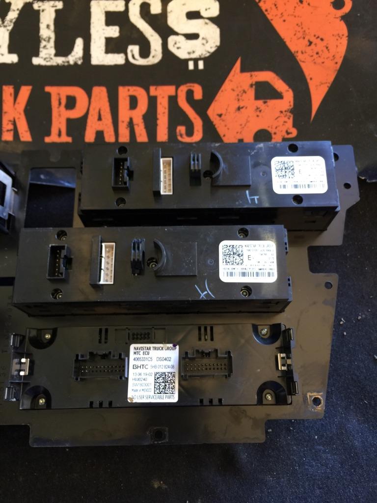 2020 International Lt625 Instrument Cluster | Payless Truck Parts