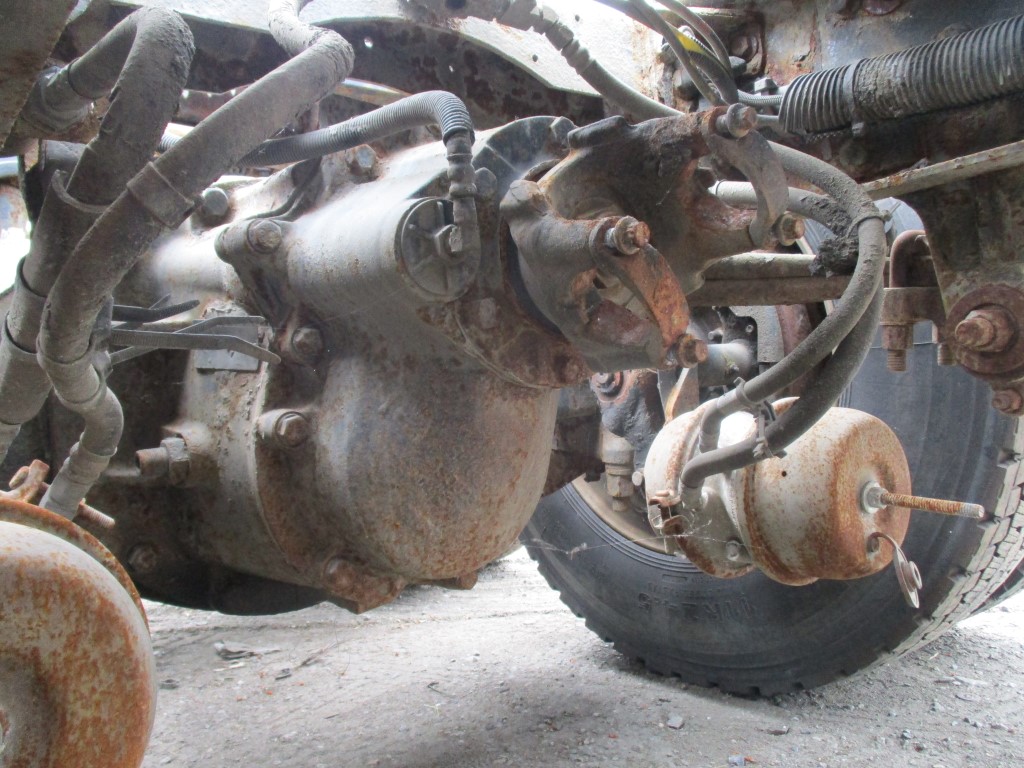 P231 - 2001 Peterbilt 387 | Payless Truck Parts