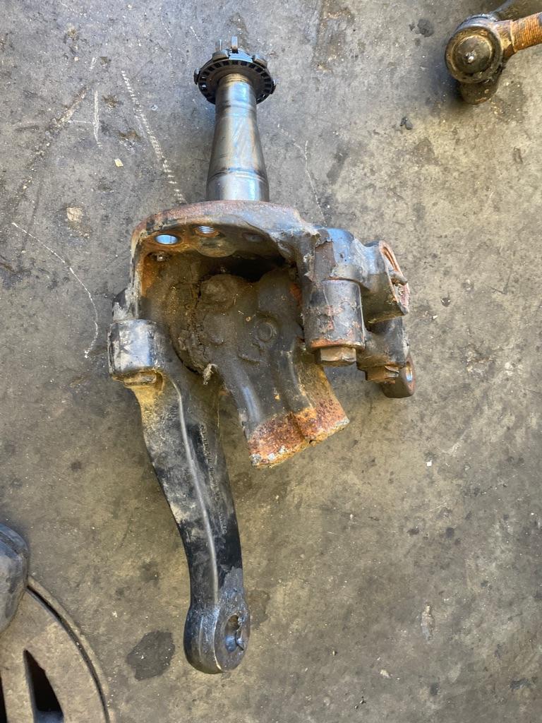 2018 Freightliner Cascadia Spindle / Knuckle, Front | Payless Truck Parts