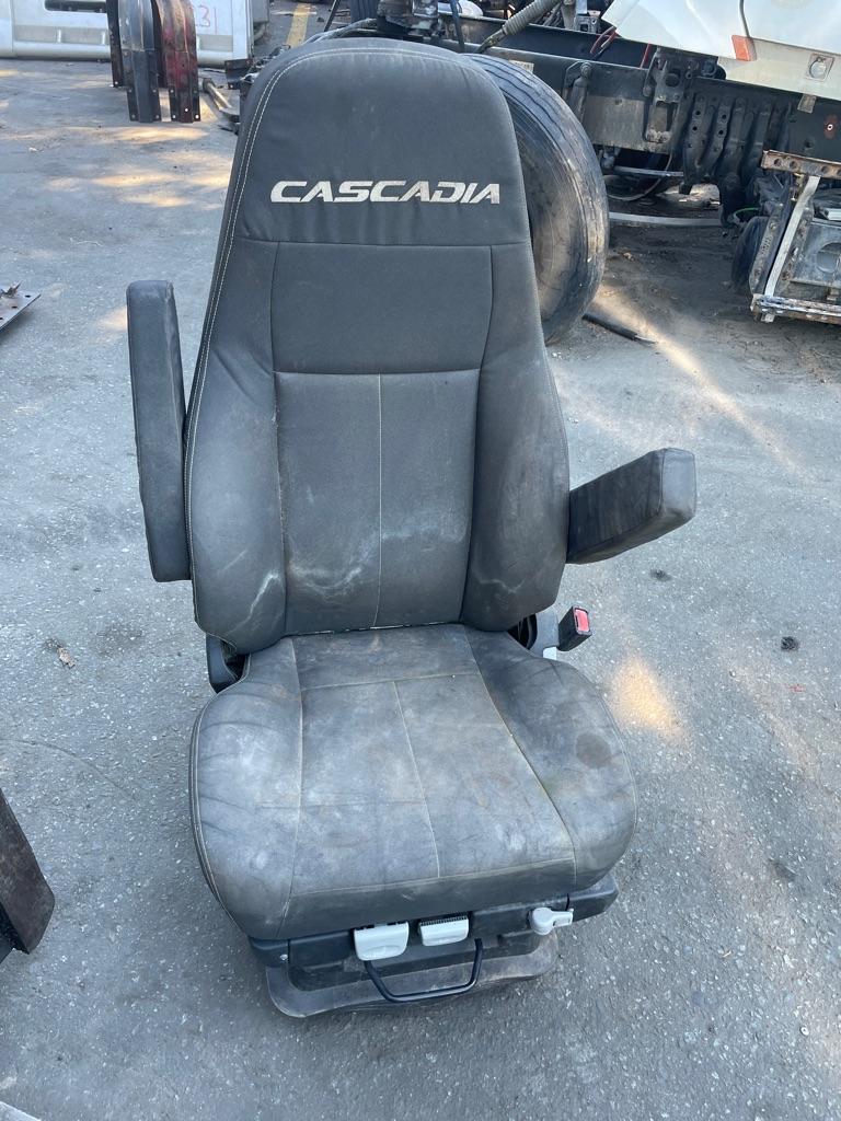 2018 Freightliner Cascadia Seat, Front | Payless Truck Parts